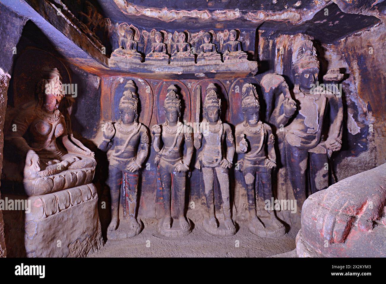Ellora Buddhist Caves: Cave No 12 Bodhisattvas, main shrine Second ...