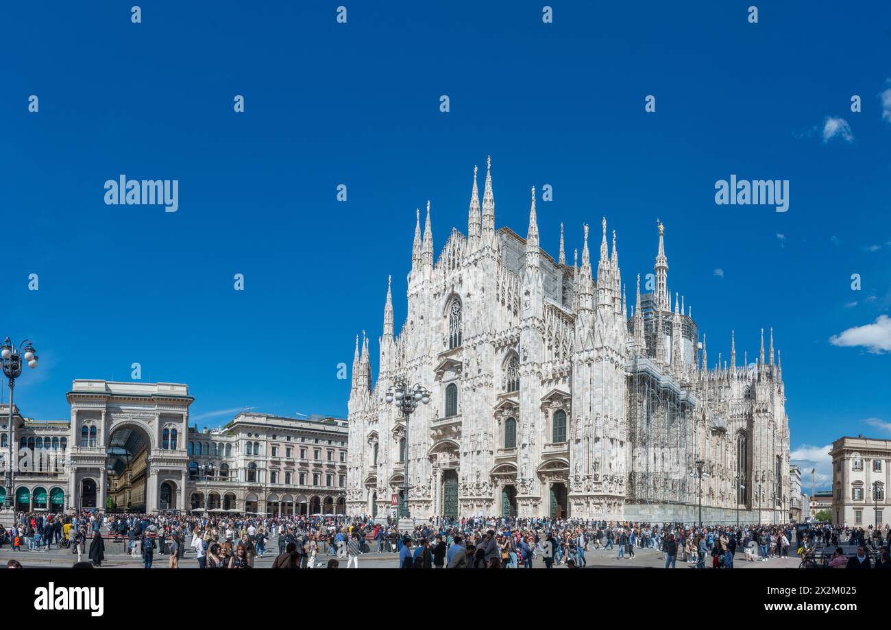 Milan Italy 20 April 2024: Piazza del Duomo in Milan with Galleria ...