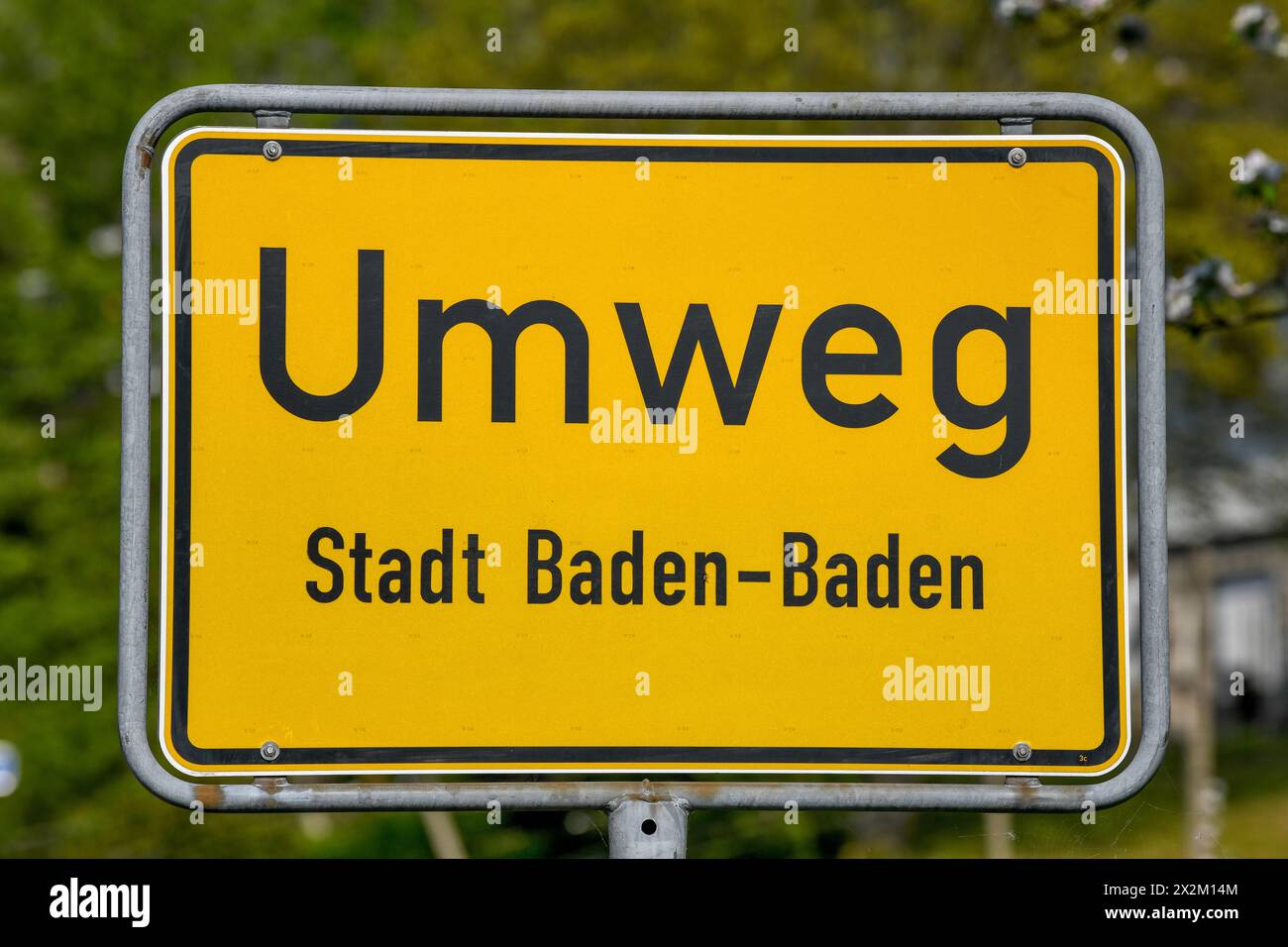 Detour sign germany hi-res stock photography and images - Alamy