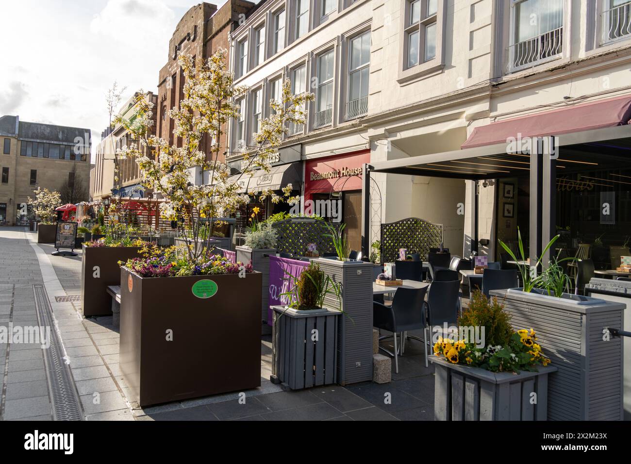 Restaurants with European style outdoor dining terraces on St John's ...