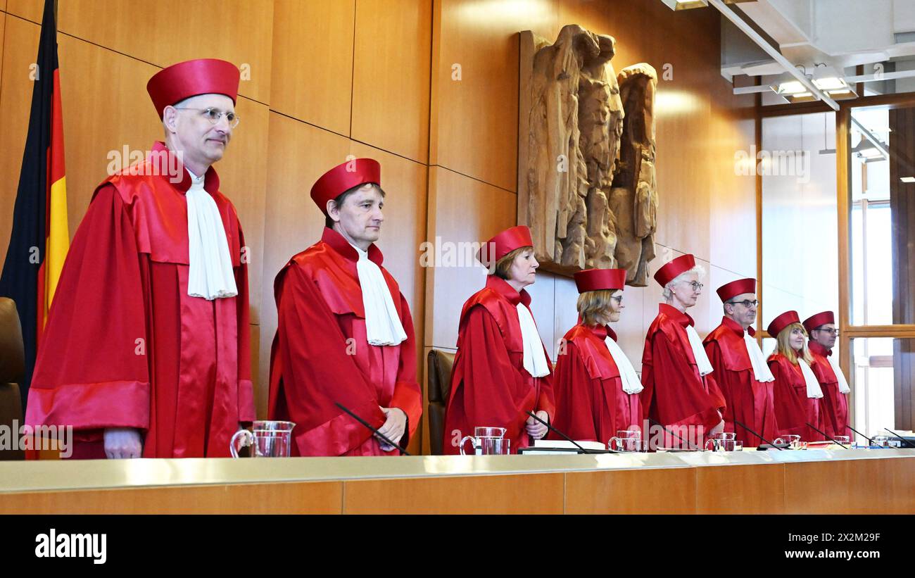 21 April 2024, Baden-Württemberg, Karlsruhe: The Second Senate of the ...