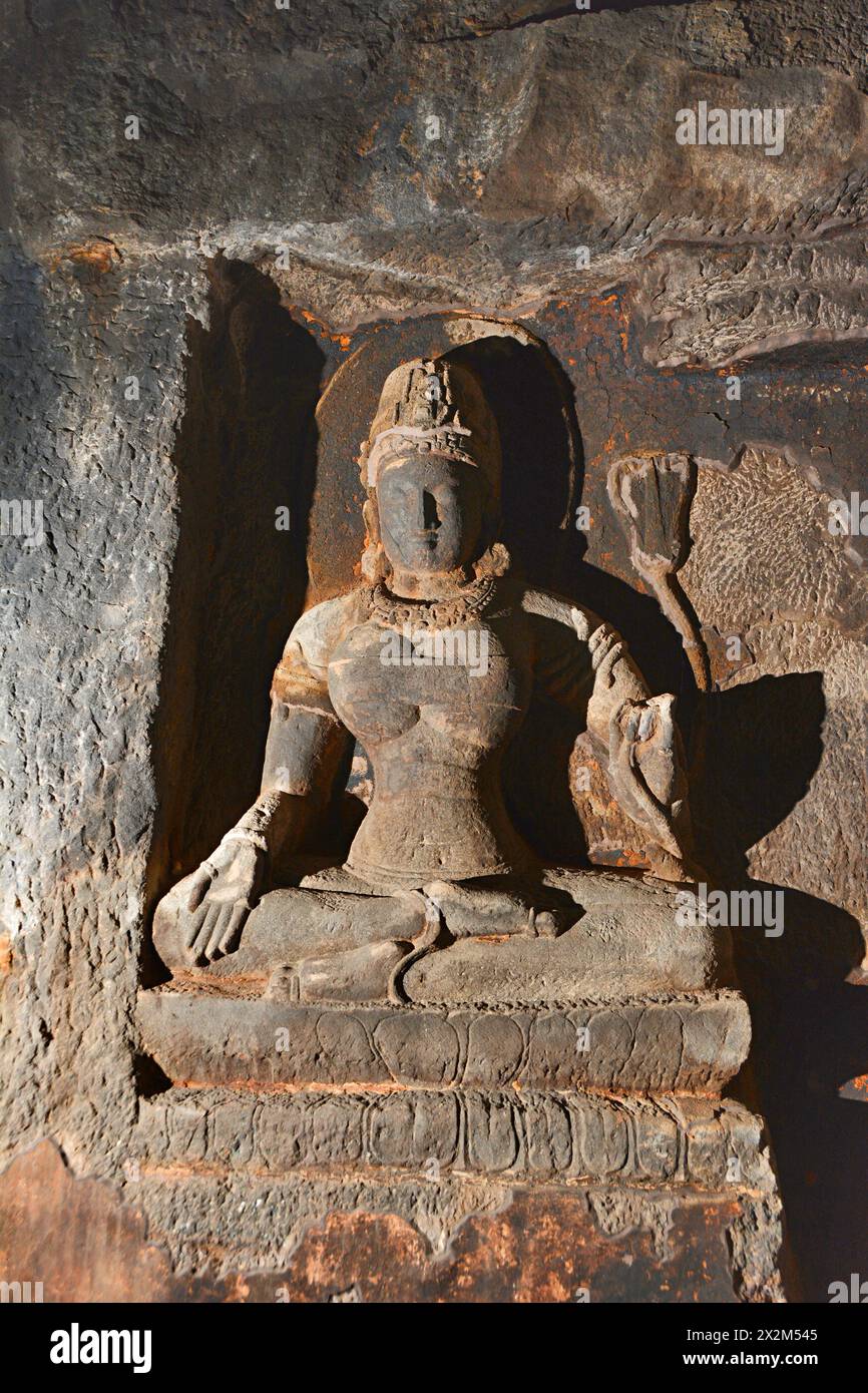 Ellora Buddhist Caves: Cave No 12. Cunda, Main shrine - First floor ...