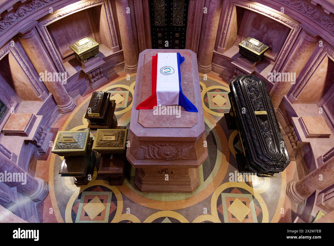 Asuncion, Paraguay. 14th Jan, 2024. The Panteon de los Heroes protects ...