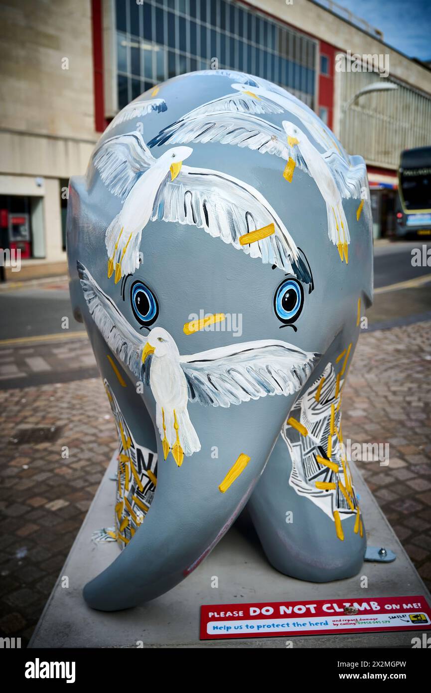 Elmer the patchwork elephants Big Blackpool Parade in aid of a local ...