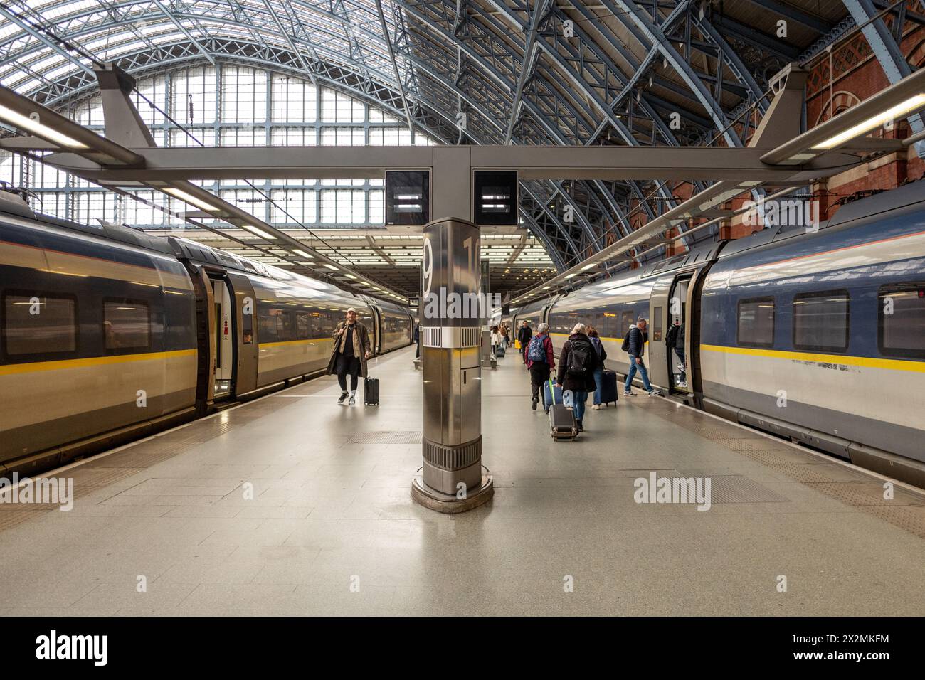 London, April 9th 2024: Eurostar train at St Pancras International ...