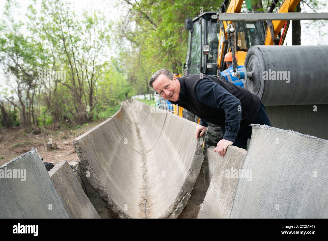 Foreign Secretary Lord David Cameron visits an irrigation canal site ...
