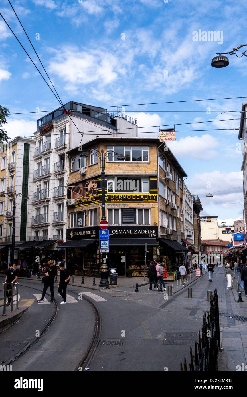 Istanbul turkey city apartment blocks hi-res stock photography and ...