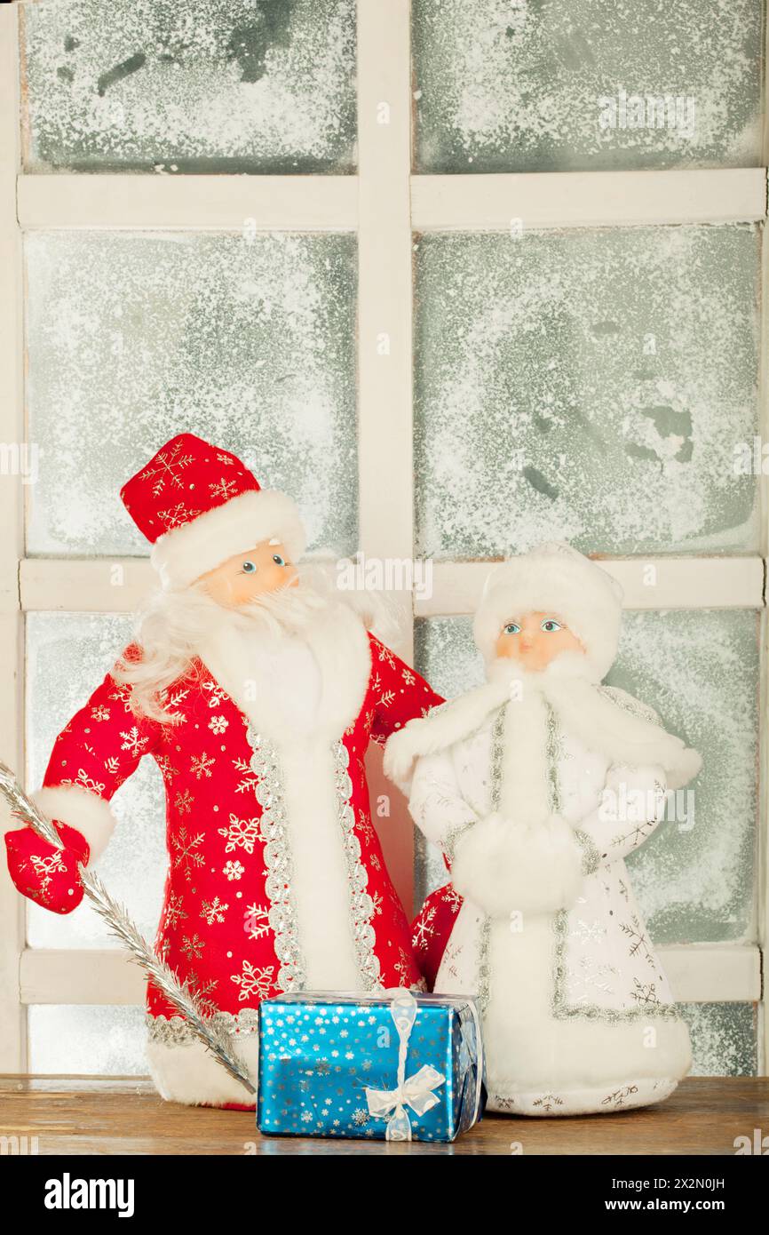 Ded moroz santa claus snow hi-res stock photography and images - Alamy