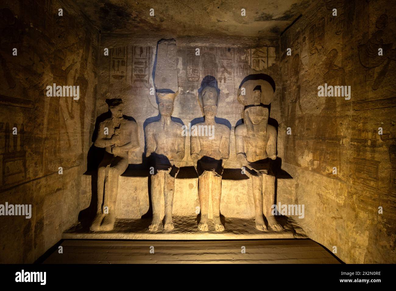 Abu simbel temple interior hi-res stock photography and images - Alamy