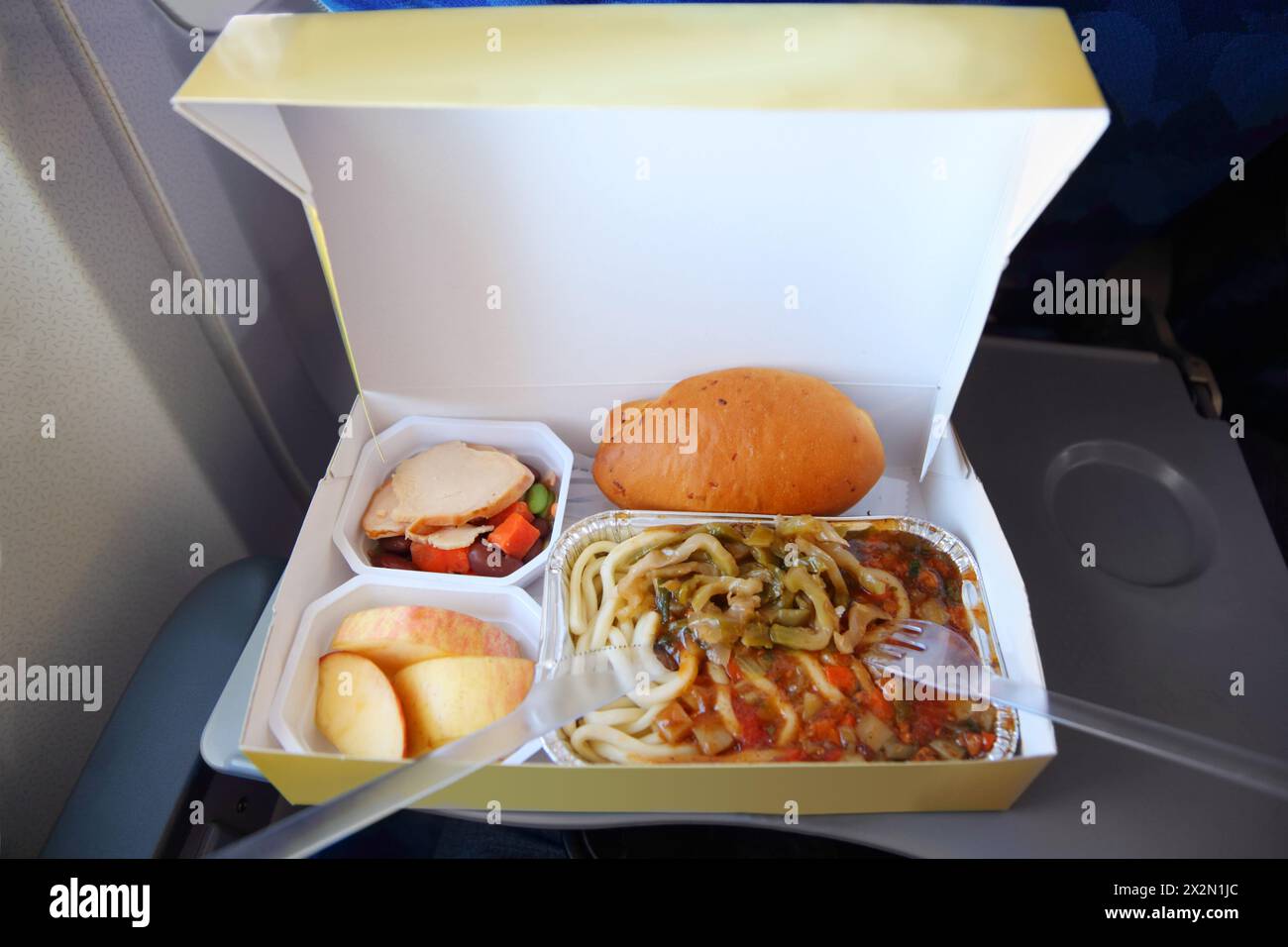 Airplane food tray hi-res stock photography and images - Alamy