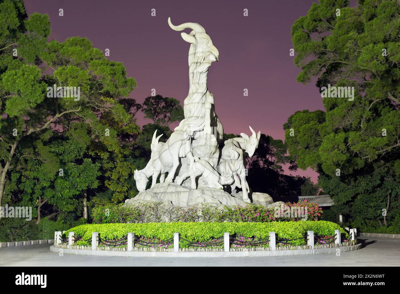 Cityscape of Five-Goat Statue - symbol of Guangzhou Stock Photo - Alamy