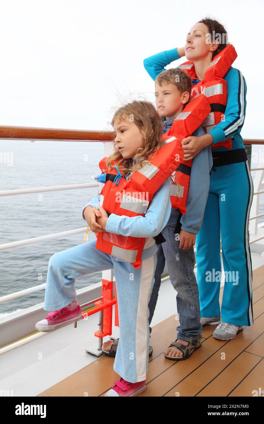 Life jacket and cruise ship hi-res stock photography and images - Alamy