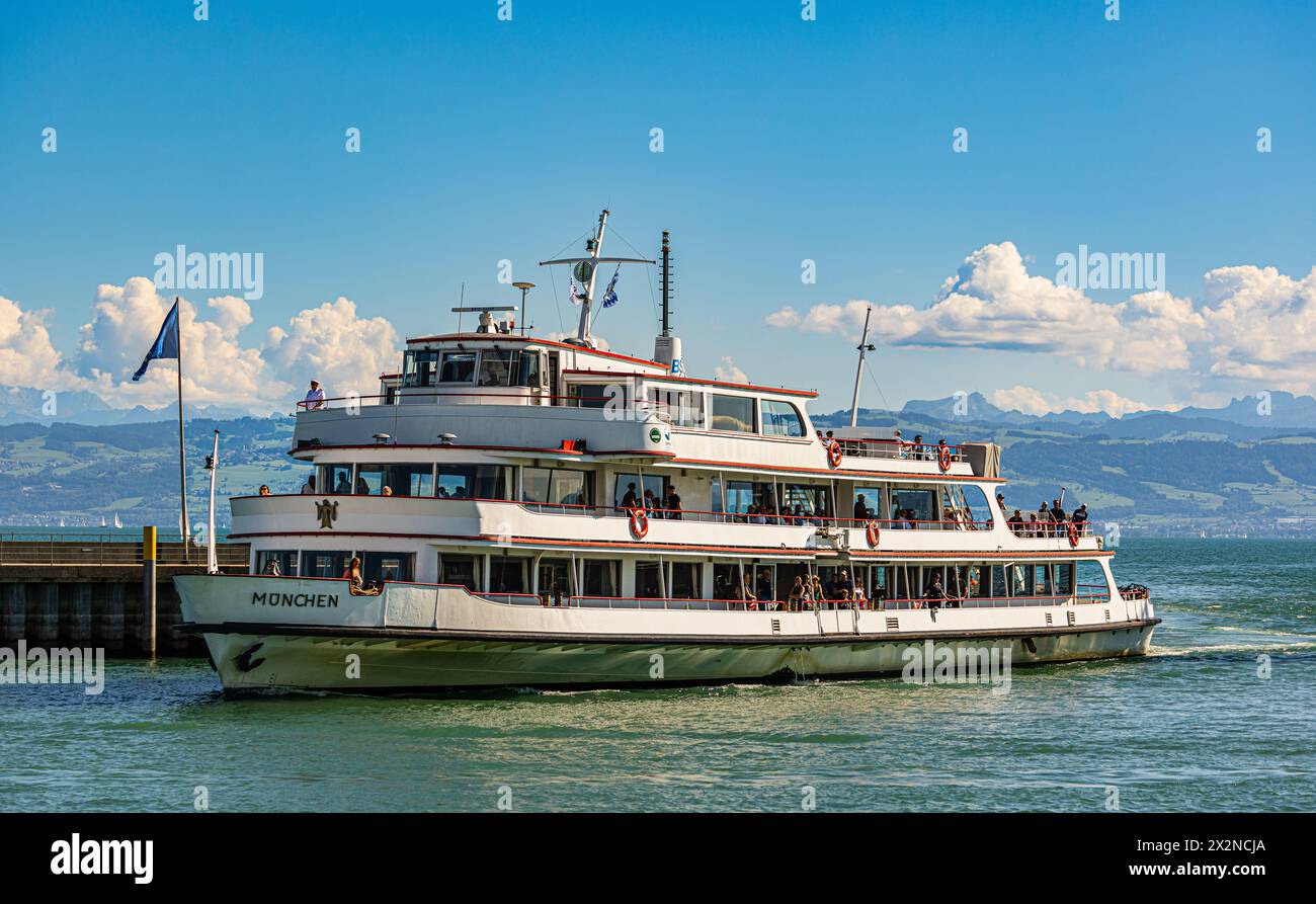 Motorschiff munchen hi-res stock photography and images - Alamy