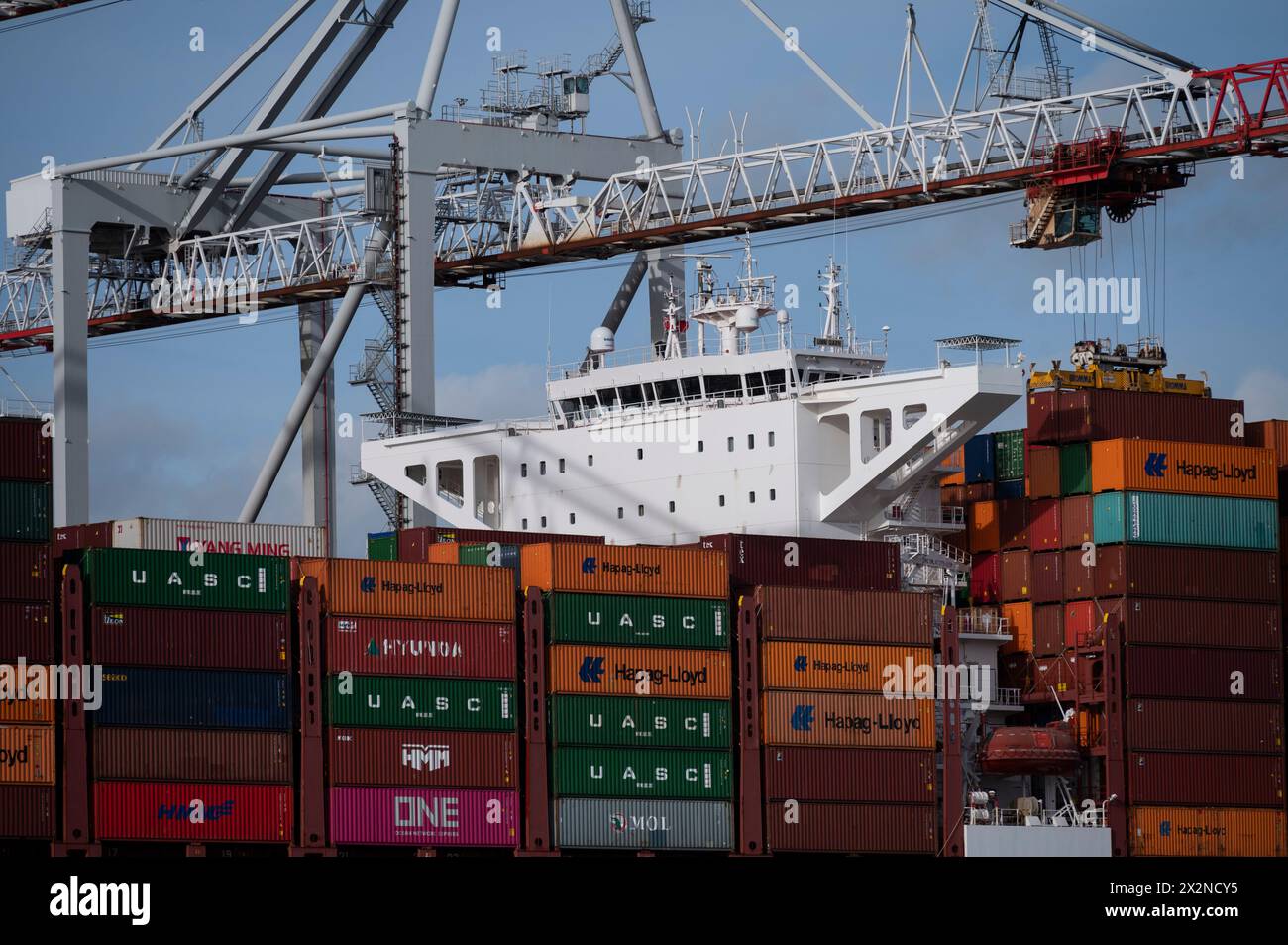 UASC UMM Qarn Stock Photo - Alamy