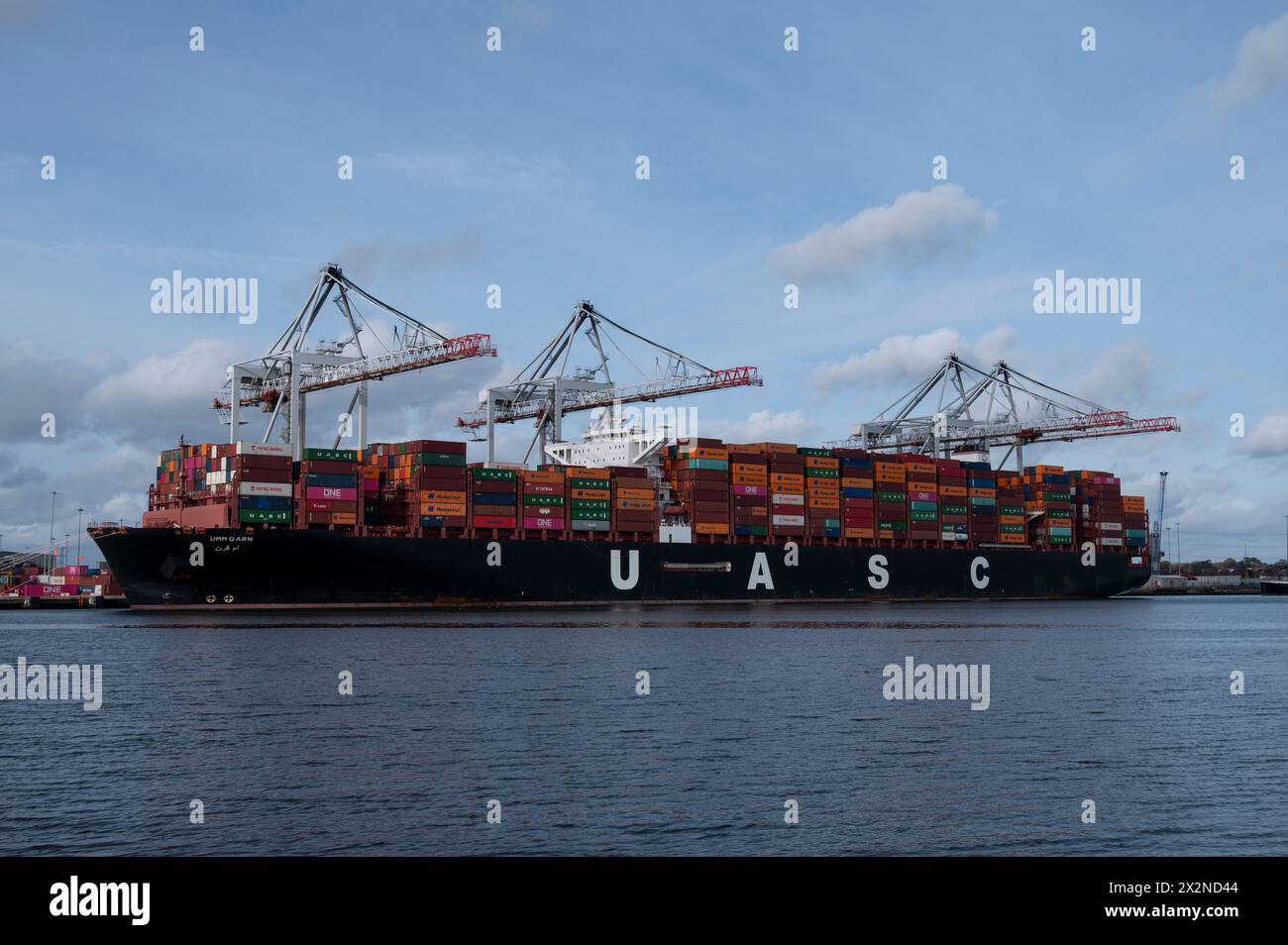 Uasc ship hi-res stock photography and images - Alamy