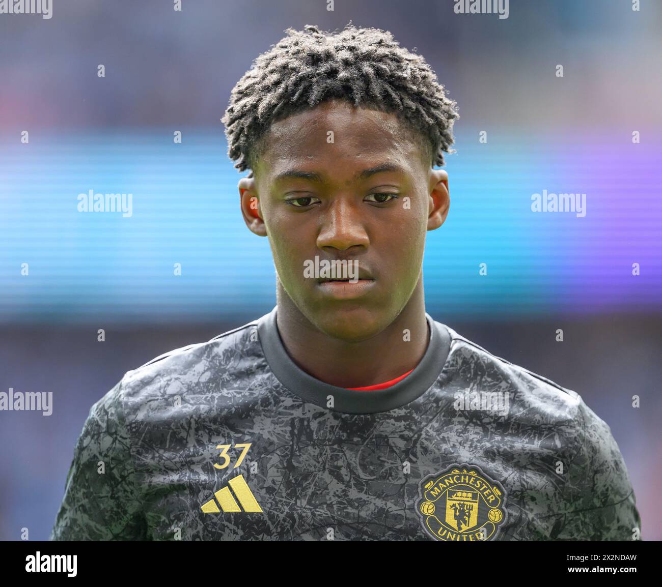 Mainoo manchester united 2024 fa cup hi-res stock photography and ...