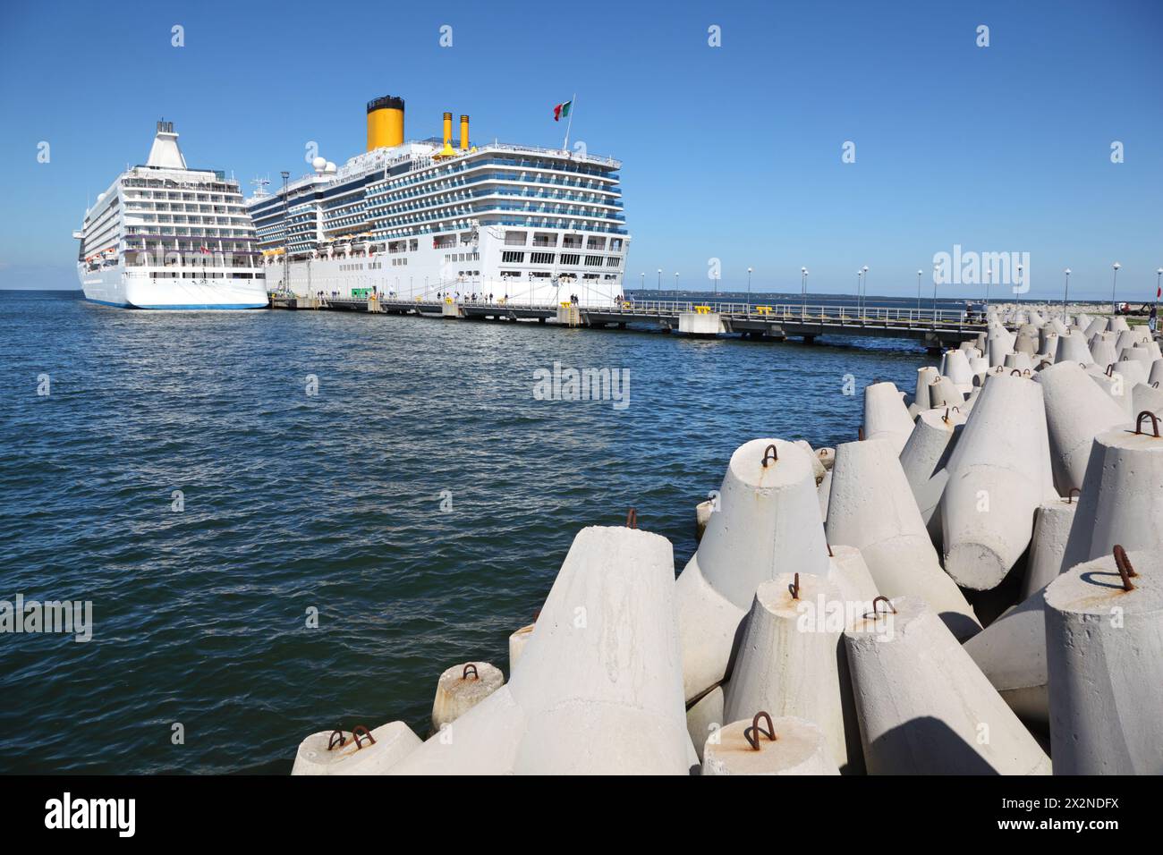 Two excursion luxury ships hi-res stock photography and images - Alamy