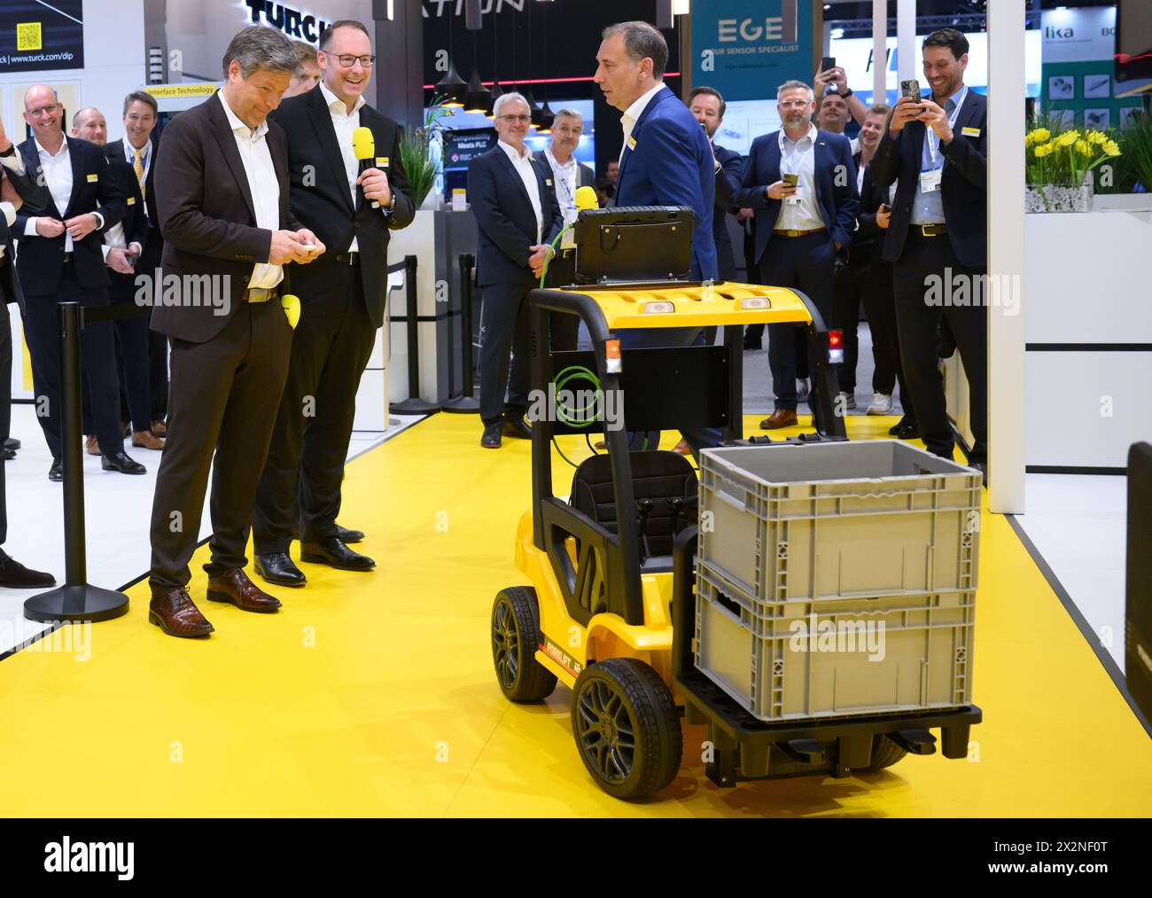 Rfid system hi-res stock photography and images - Alamy