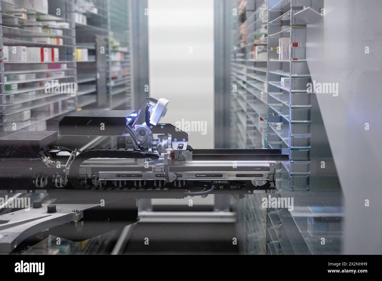 Rowa automation hi-res stock photography and images - Alamy