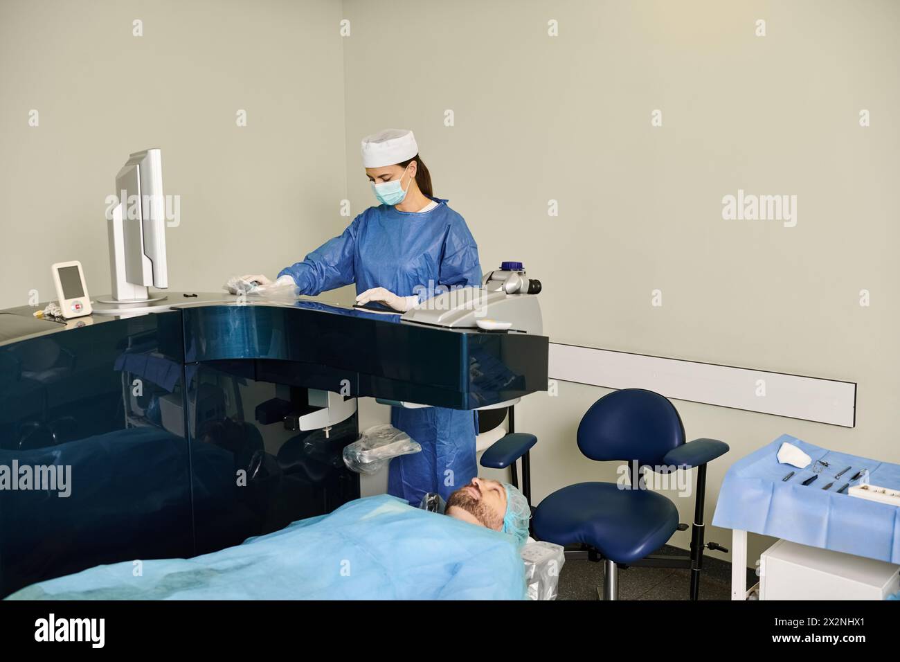 Medical professional in scrubs digital hi-res stock photography and ...