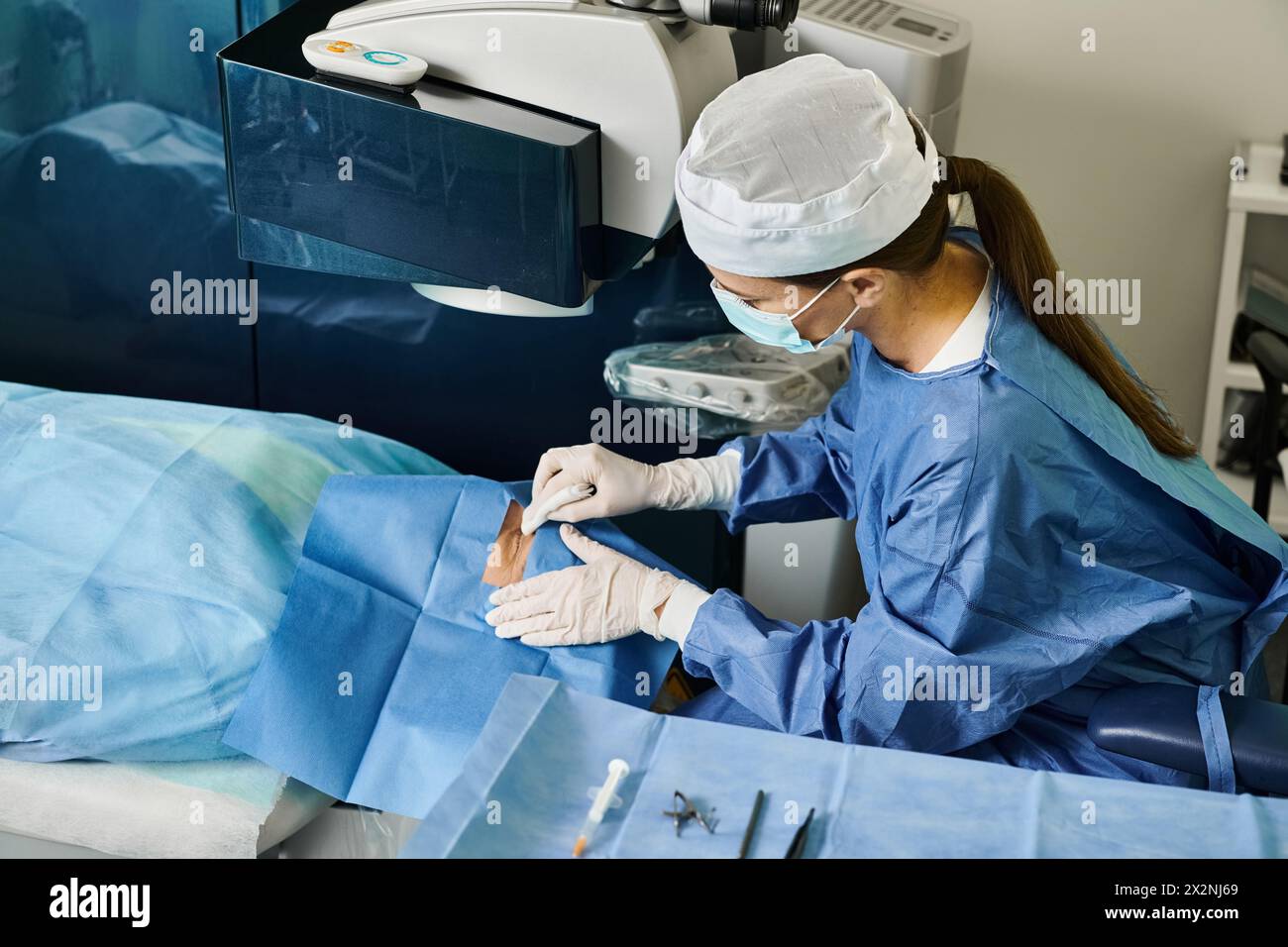 Hospital setting hi-res stock photography and images - Alamy