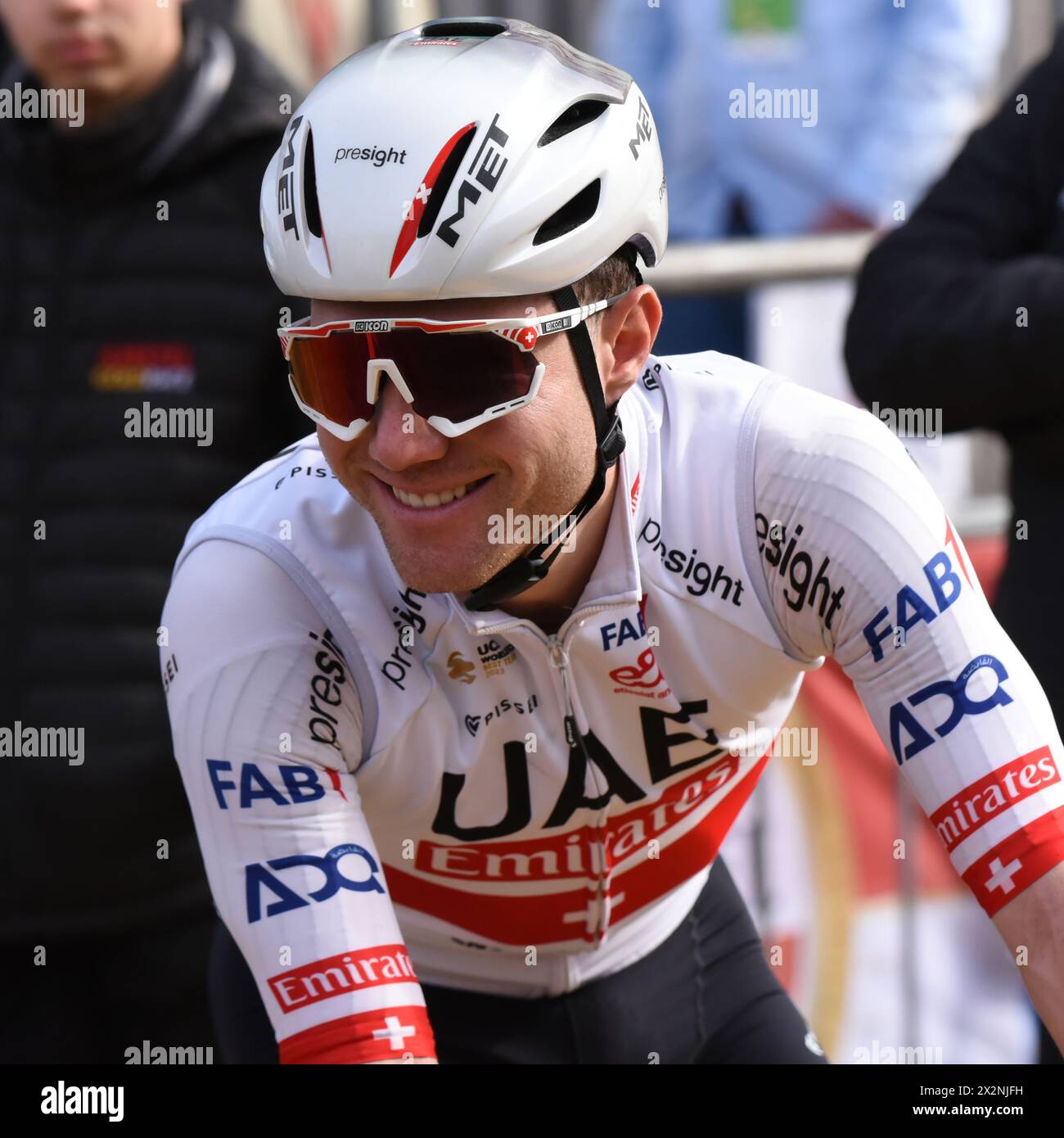 Uae emirates cycling team hi-res stock photography and images - Alamy