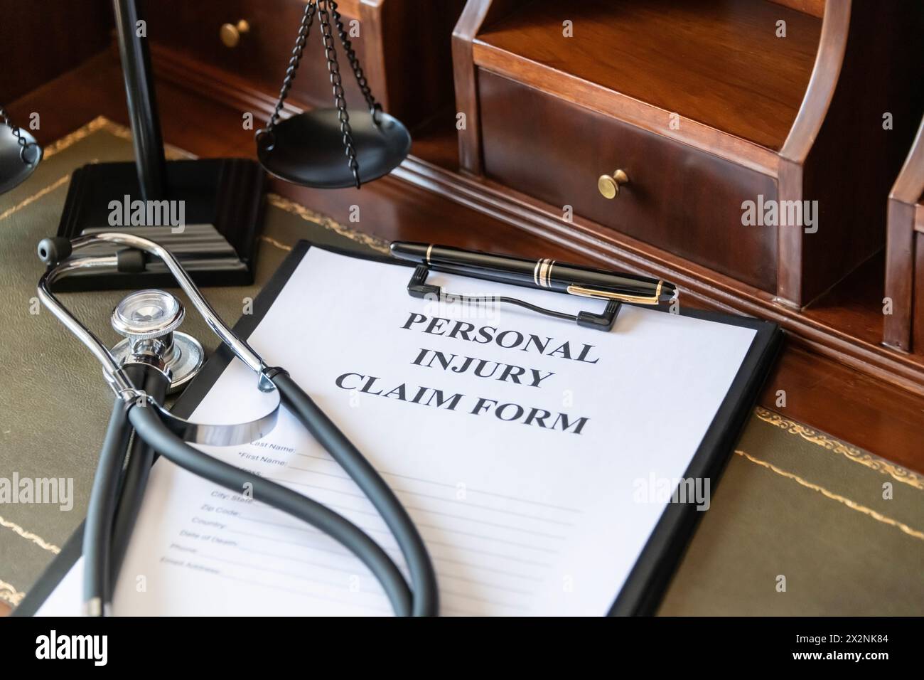 Law scales personal injury hi-res stock photography and images - Alamy