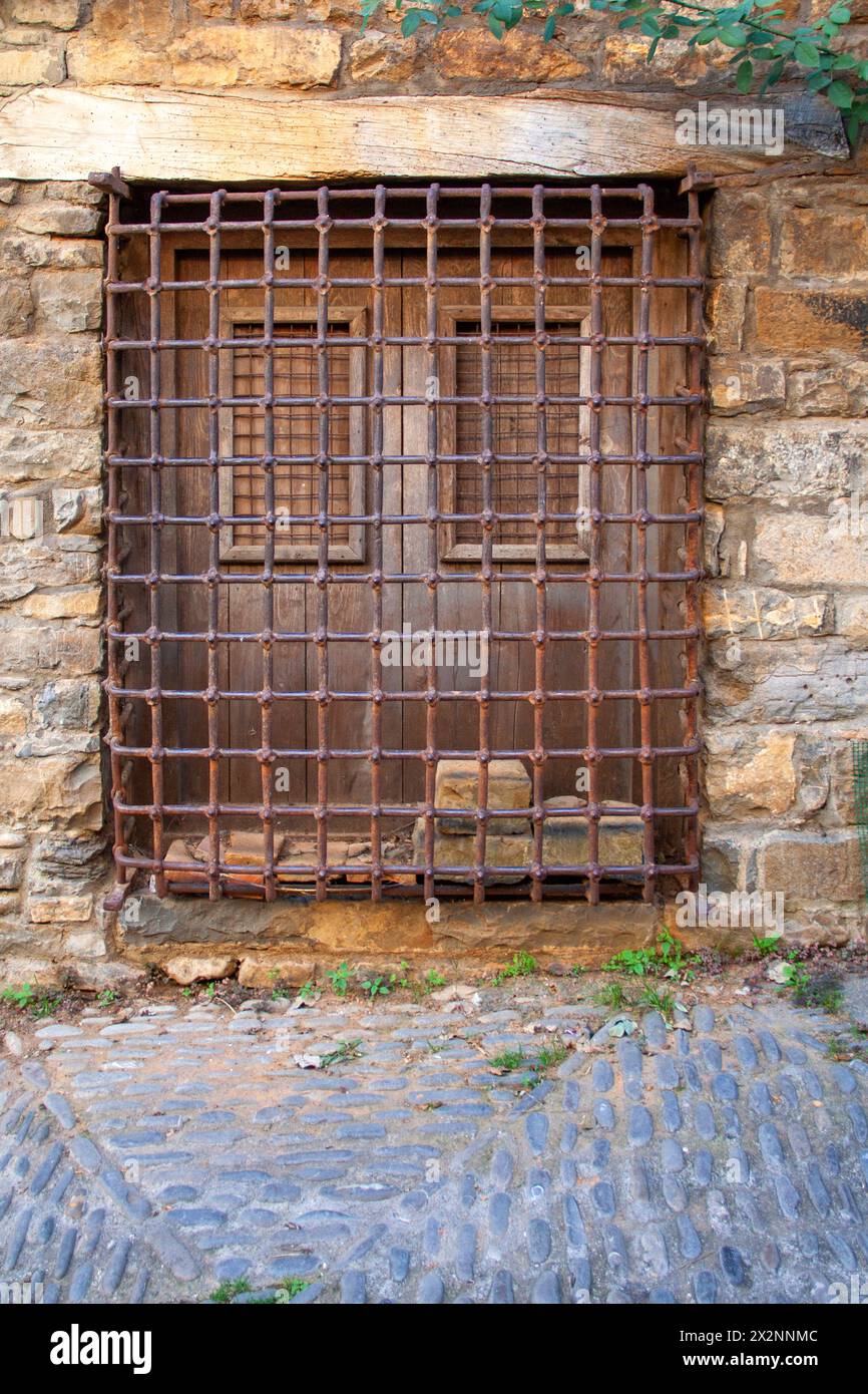 Grille on the door hi-res stock photography and images - Alamy