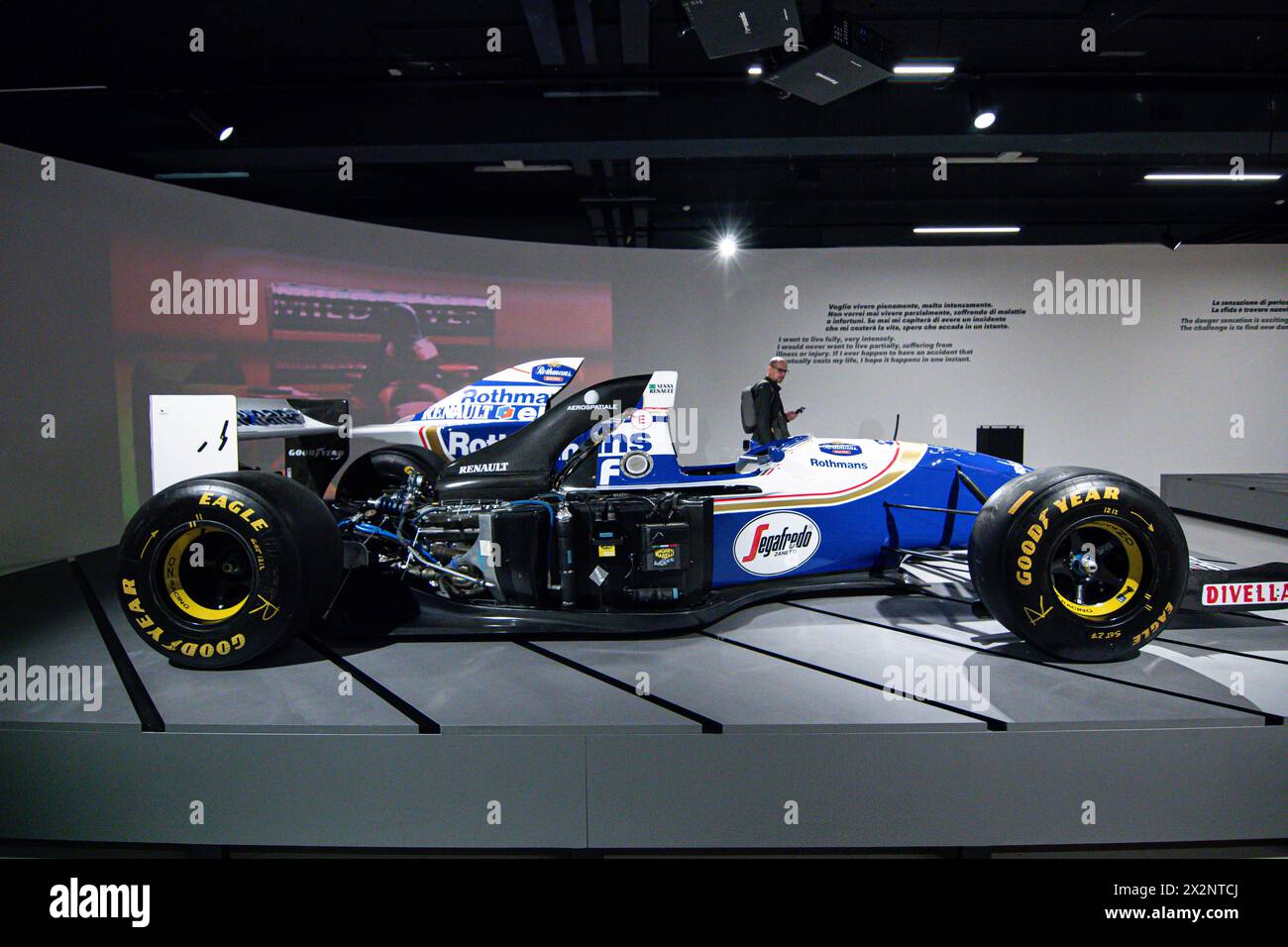 Reportage - AYRTON SENNA FOREVER - Mostra Williams Renault Ayrton Senna ...