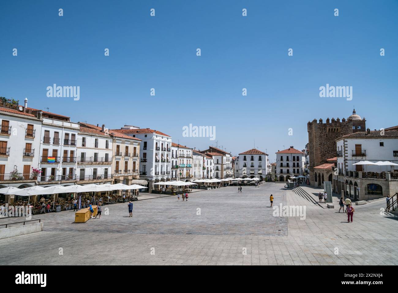 Plaza mayor in caceres hi-res stock photography and images - Alamy