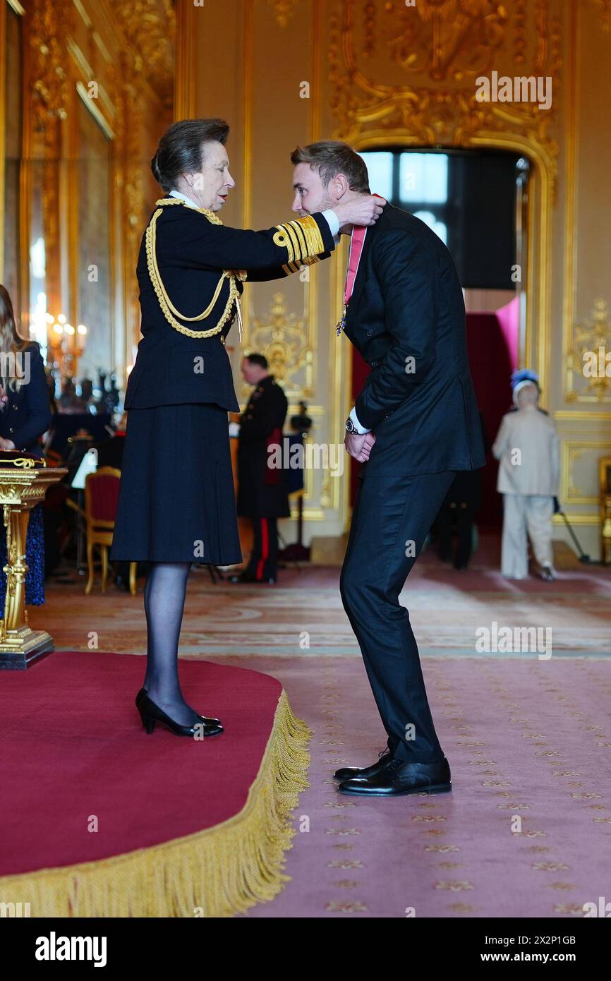 Stuart Broad, from London, Cricketer, is made a Commander of the Order ...