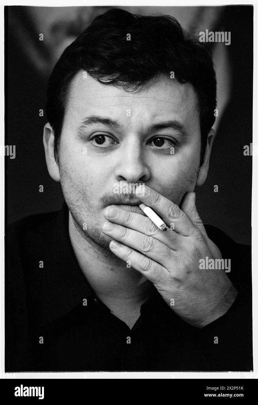 MANIC STREET PREACHERS, PRESS CONFERENCE, 1999: James Dean Bradfield of ...