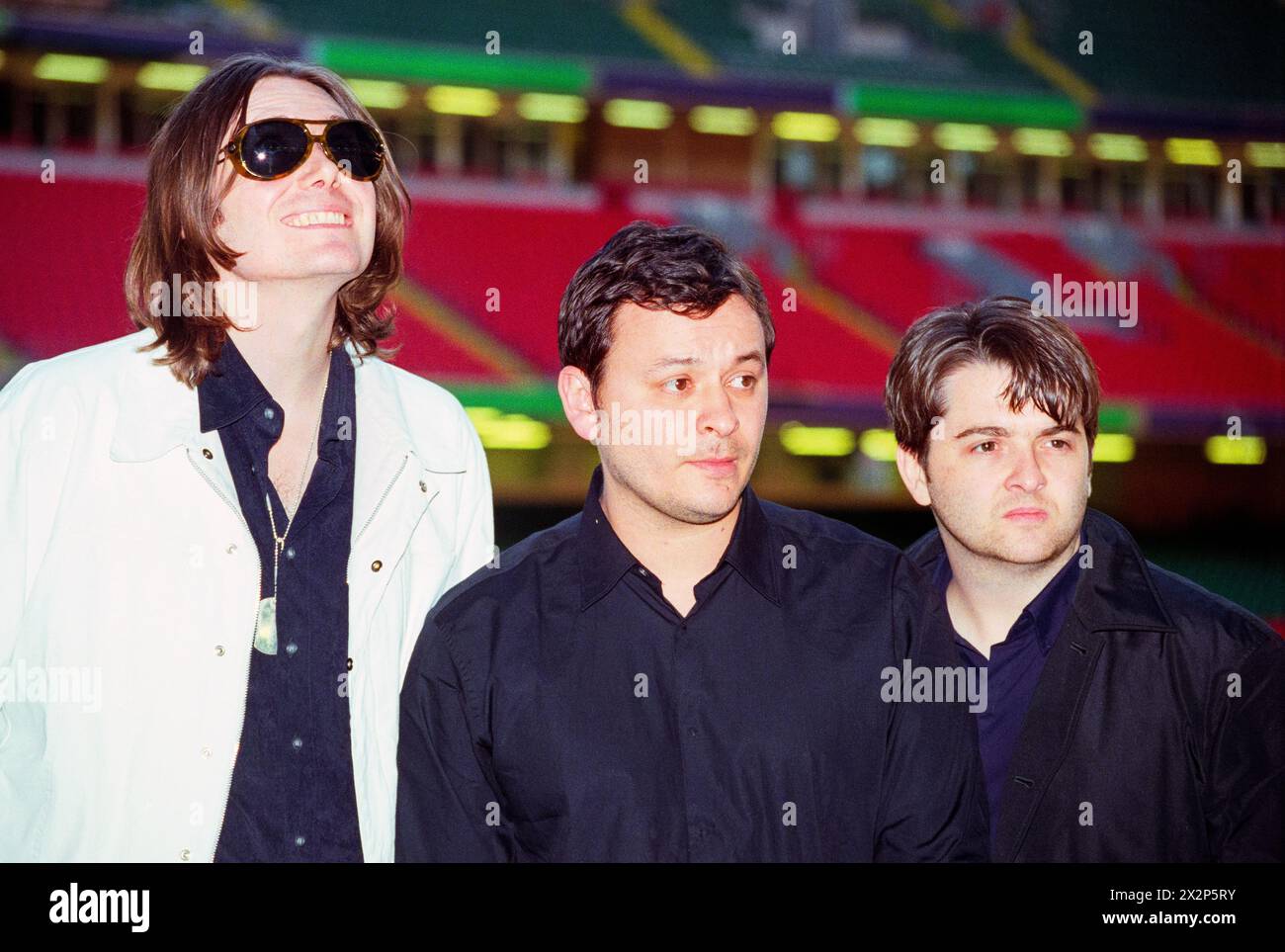 MANIC STREET PREACHERS, PRESS CONFERENCE, 1999: James Dean Bradfield ...