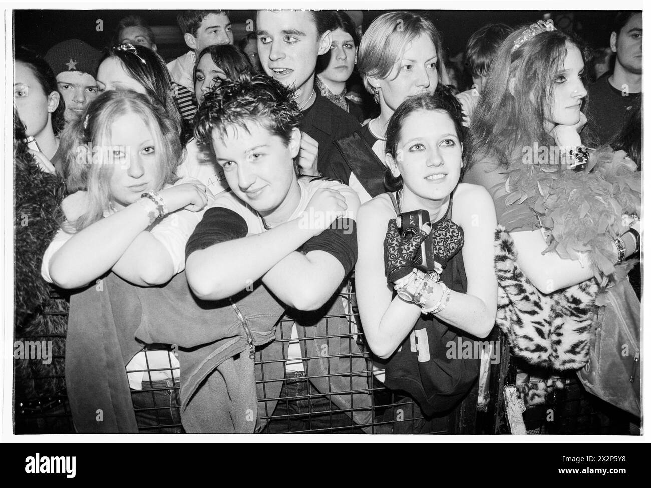 MANIC STREET PREACHERS, ALBUM PREVIEW CONCERT, FANS, 2001: The front of ...