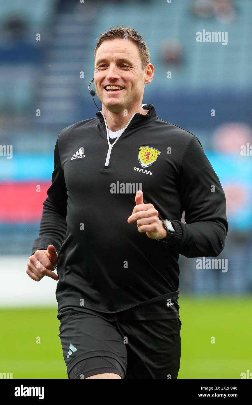 Steven McLean, Scottish Football Association referee, warming up before ...