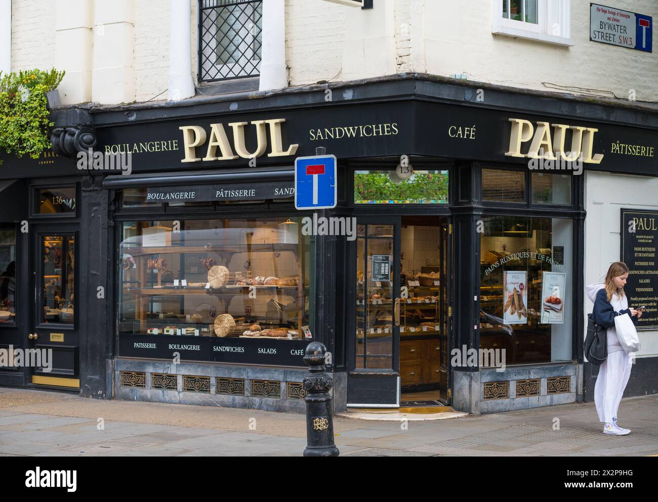 Bakers cafe paul hi-res stock photography and images - Alamy
