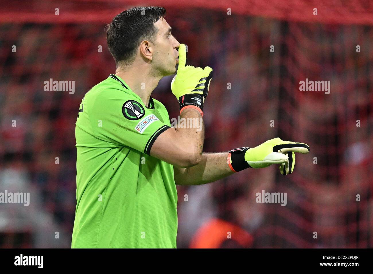 Lille, France. 18th Apr, 2024. goalkeeper Emiliano Martinez (1) of Aston Villa reacts during the ...