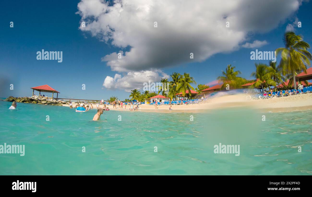Princess cay bahamas hi-res stock photography and images - Alamy