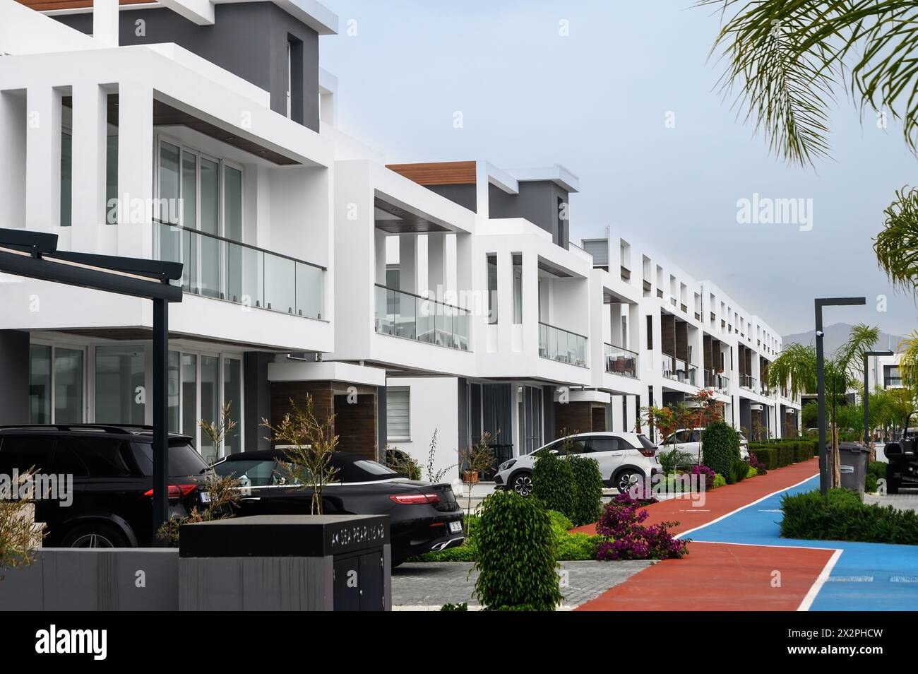 Modern duplexes with garage hi-res stock photography and images - Alamy