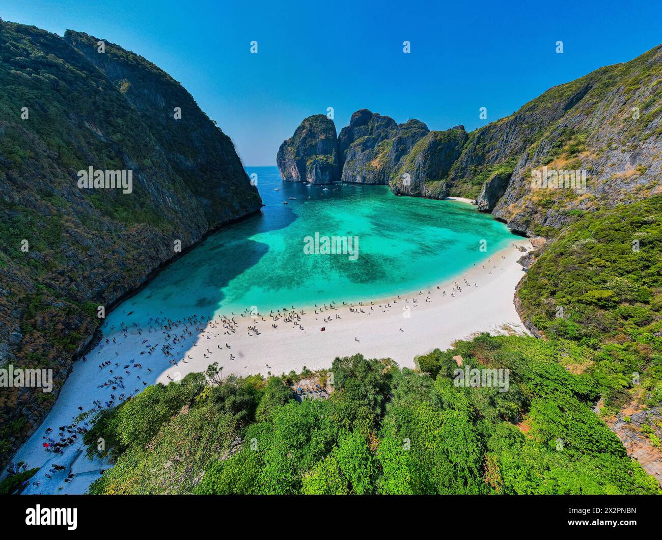 Aerial view of Maya bay beach in koh Phi Phi Leh, Krabi, Thailand Stock Photo - Alamy