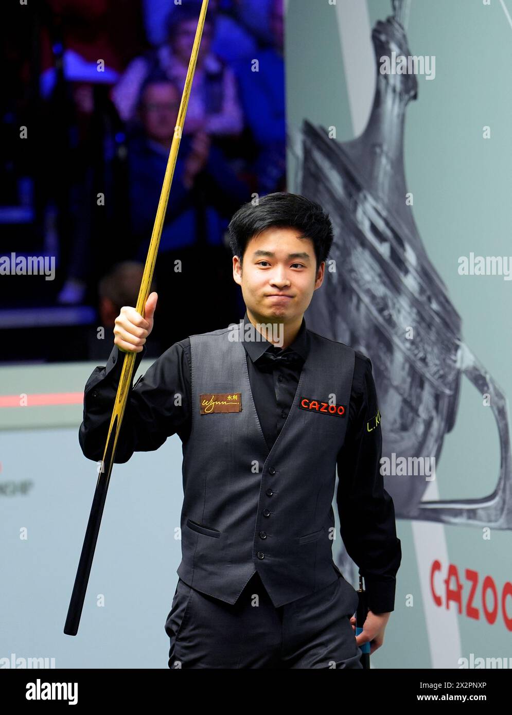 Si Jiahui after winning his match against Mark Williams on day four of ...