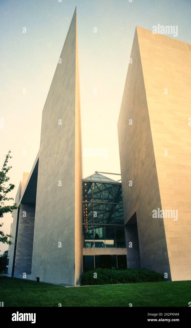 Washington DC, USA, 1982. View of the East Building, National Gallery ...