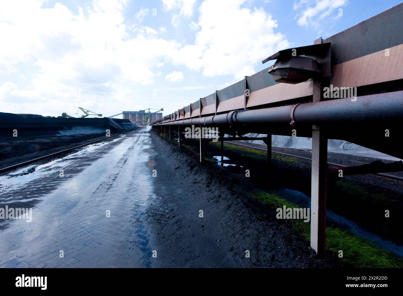 Work on Cole & Ore Terminal Inside Port of Rotterdam based Cole and Ore ...