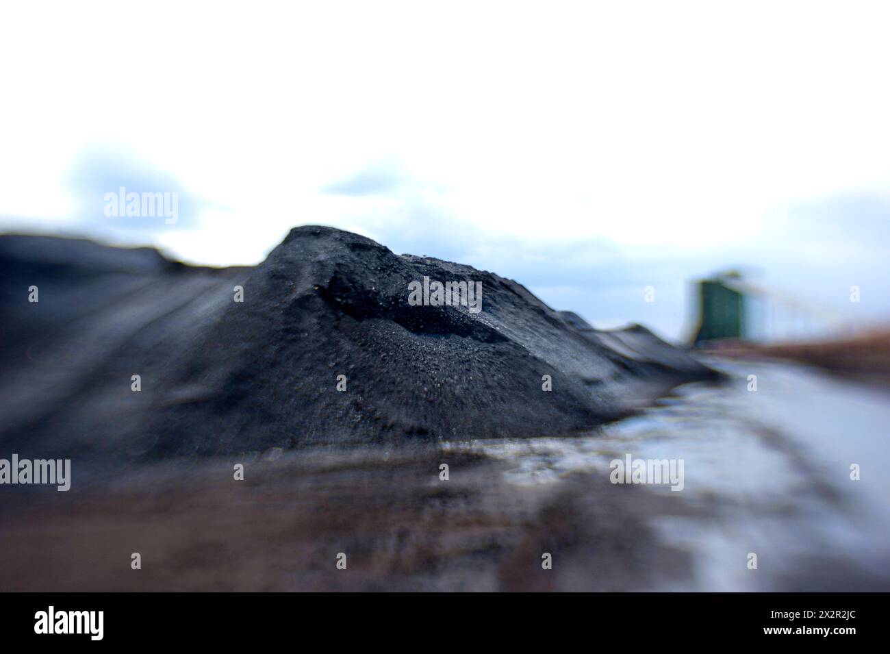 Work on Cole & Ore Terminal Inside Port of Rotterdam based Cole and Ore ...
