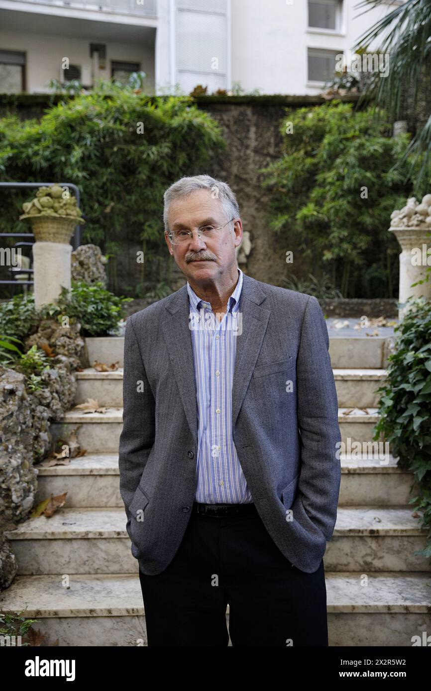 Portrait of David Quammen 18/11/2022 ©Isabella De Maddalena/opale.photo ...