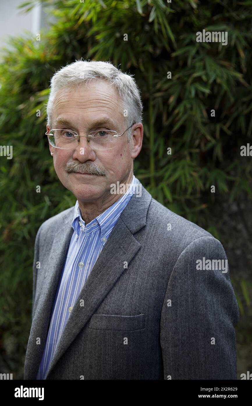 Portrait of David Quammen 18/11/2022 ©Isabella De Maddalena/opale.photo ...