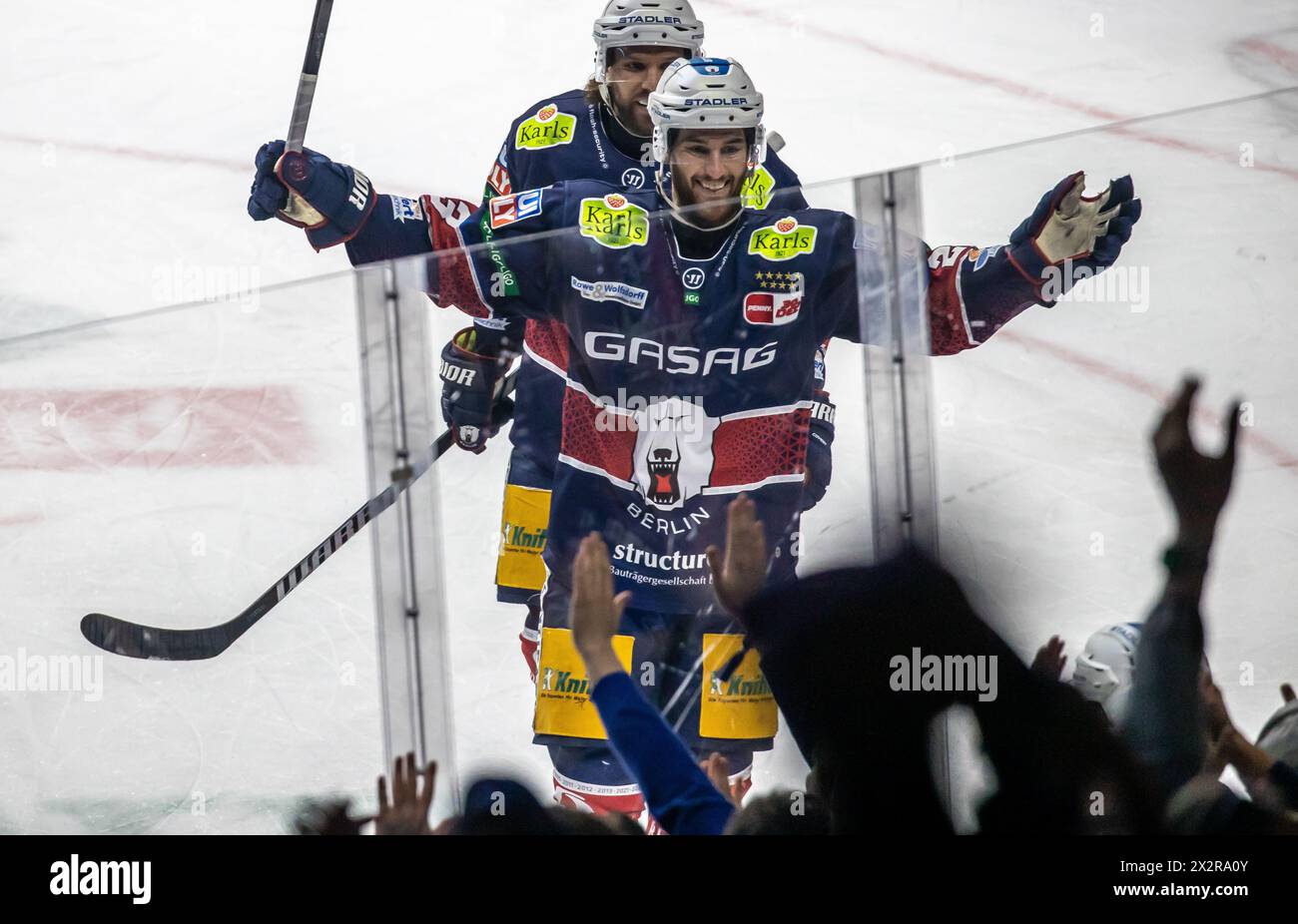 Berlin, Germany. 23rd Apr, 2024. Ice Hockey: DEL, Eisbären Berlin ...