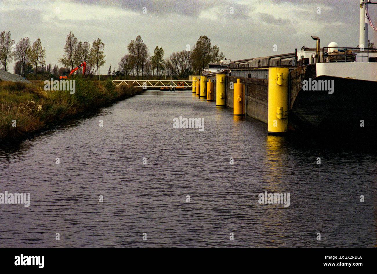 Zanzibar Harbour Mooring Place Mooring Poles and Idle Place for Inland ...