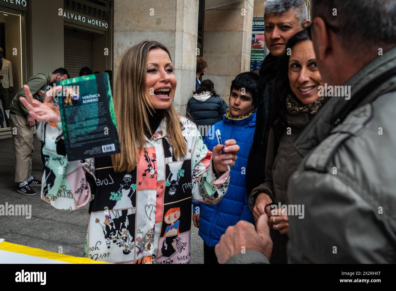 The singer and author Veronica Romero, former contestant of the first ...