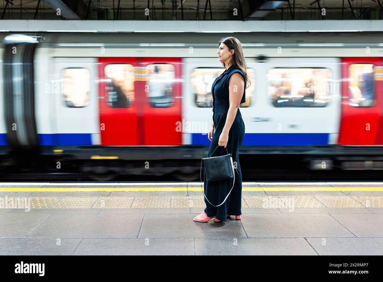View moving away subway train hi-res stock photography and images - Alamy